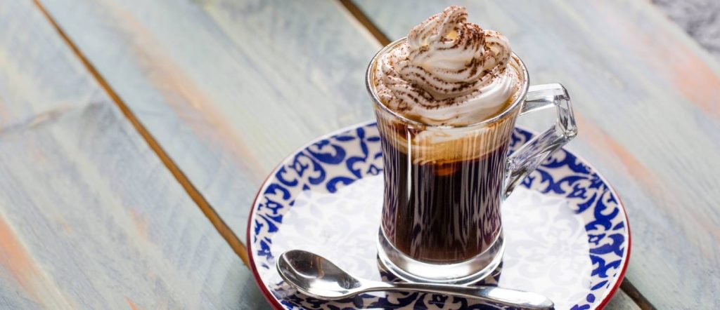 How to Make a Perfect Vienna Coffee (Easy Step-By-Step Guide)