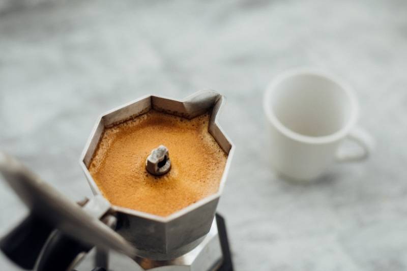 How To Make Cuban Coffee (Café Cubano): Step-By-Step Guide