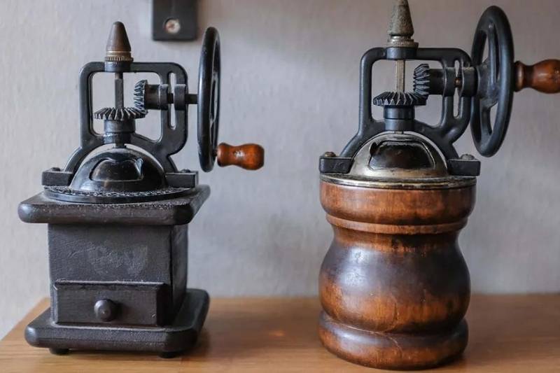 Coffee Grinder History From Mortar To Electric