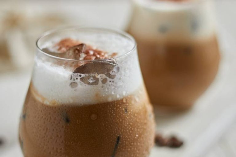 How To Make a Cold Foam at Home (Step-by-Step Guide)