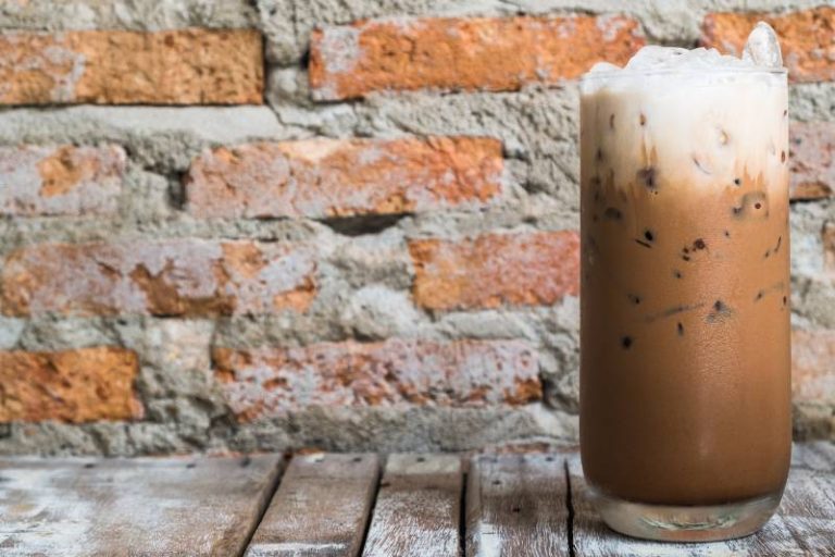 How To Make a Coffee Bonbon (Café Bombón): A Sweet Coffee Delight