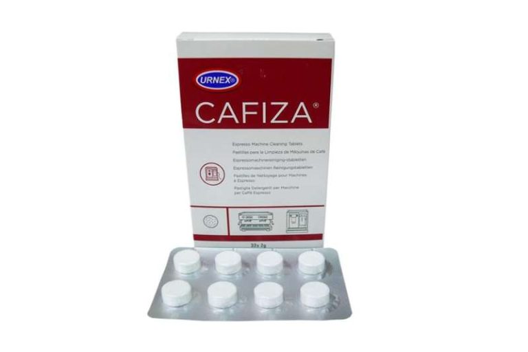 How To Clean Your Espresso Machine (Step-By-Step)