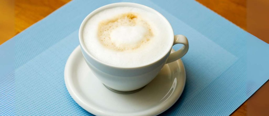 How To Make The Classic Café Con Leche (Easy & Quick Recipe ...
