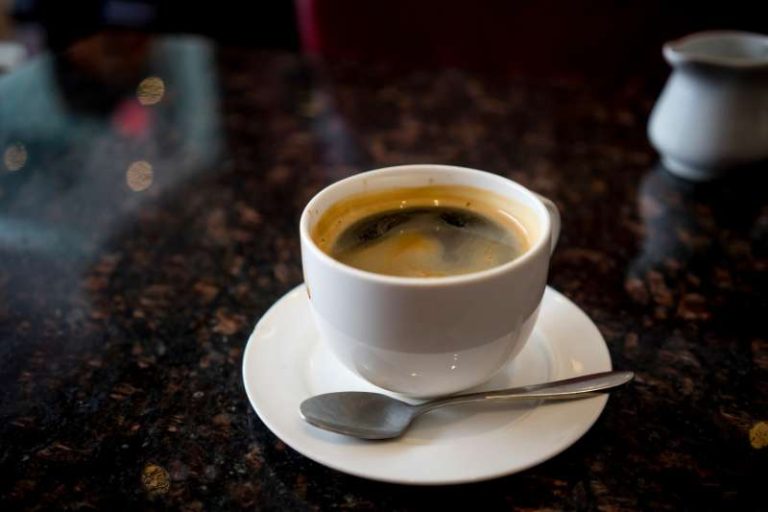 How To Make a Long Black Coffee (Easy & Quick Recipe)