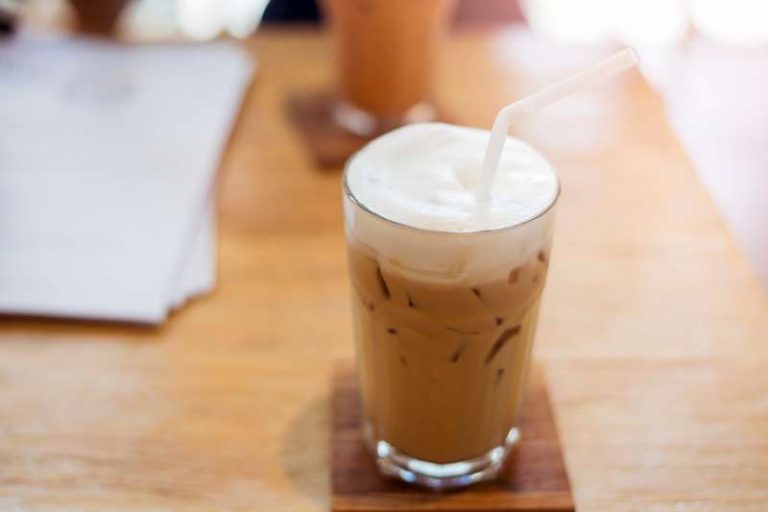 How To Make a Delicious Café Miel (Honey-Infused Coffee)