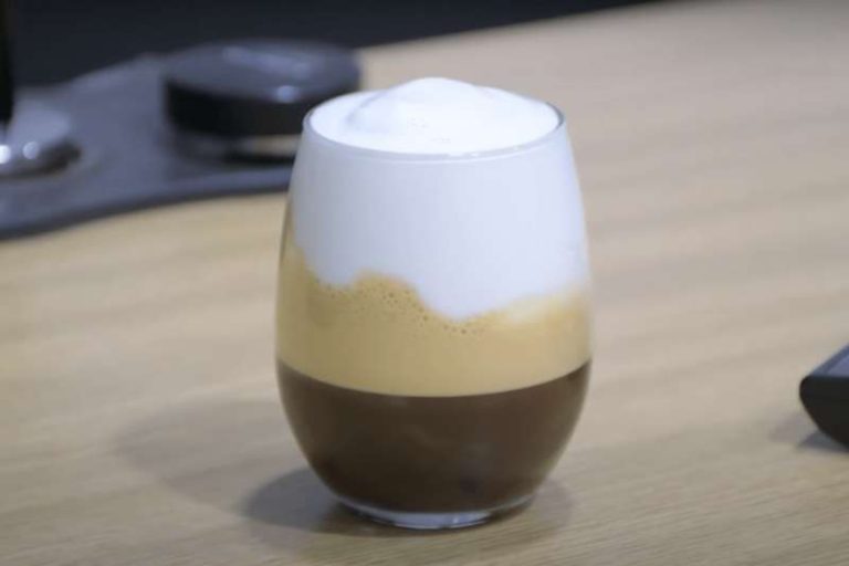 How To Easily Make Freddo Espresso (Greek Iced Coffee)