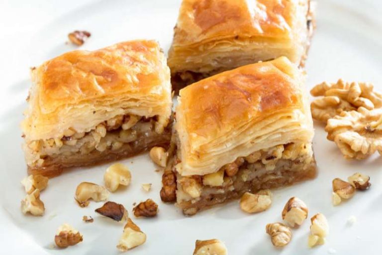 How to Easily Brew Arabic Coffee (Saudi Qahwa)