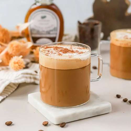 How to Make a Maple Latte (Hot or Iced Recipe)