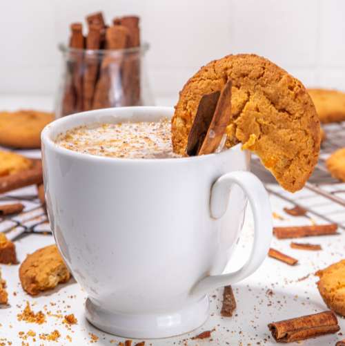 Snickerdoodle Latte (Warm, Sweet & Cinnamon-Spiced Coffee)